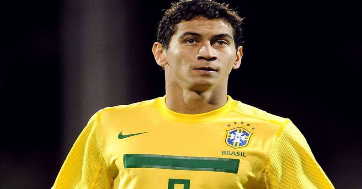 A História De Paulo Henrique Ganso: Títulos, Times, Jogos e ...