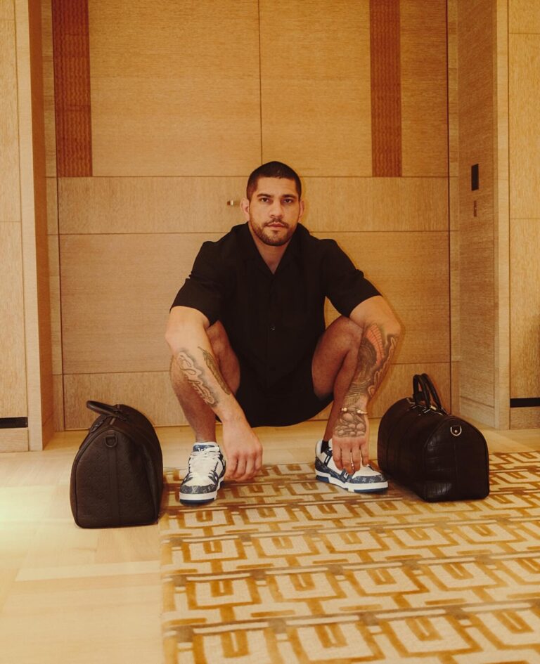 Quem é Alex "Poatan" Pereira? Curiosidades do principal nome do MMA ...