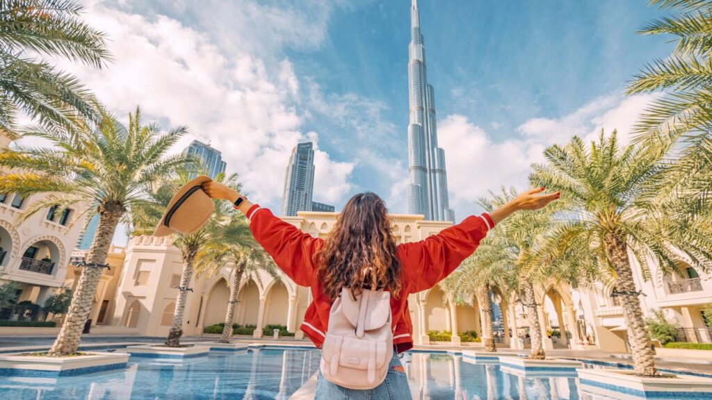 Com 828 metros de altura e inaugurado em 2010, o Burj Khalifa tornou-se ...