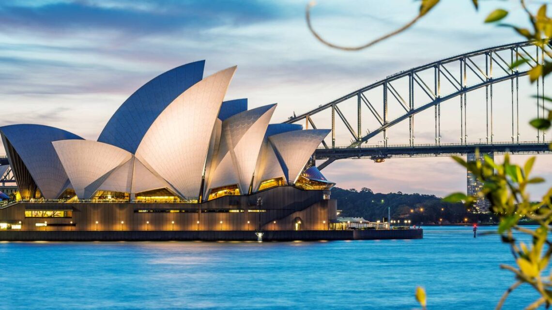 Com suas conchas icônicas e design revolucionário, a estrutura virou um ...