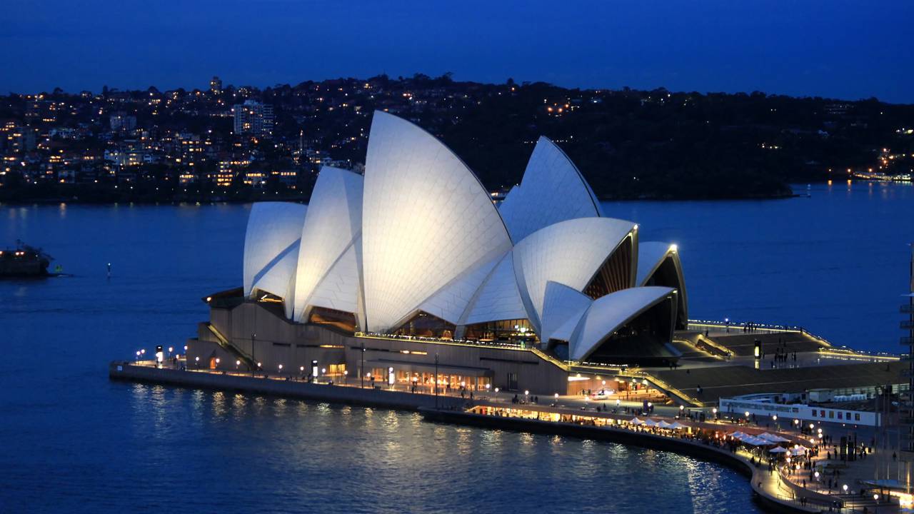 Com suas conchas icônicas e design revolucionário, a estrutura virou um ...