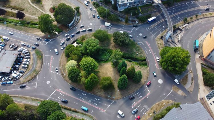Propriedades filtrantes de um mineral microporoso que retém toxinas e ...